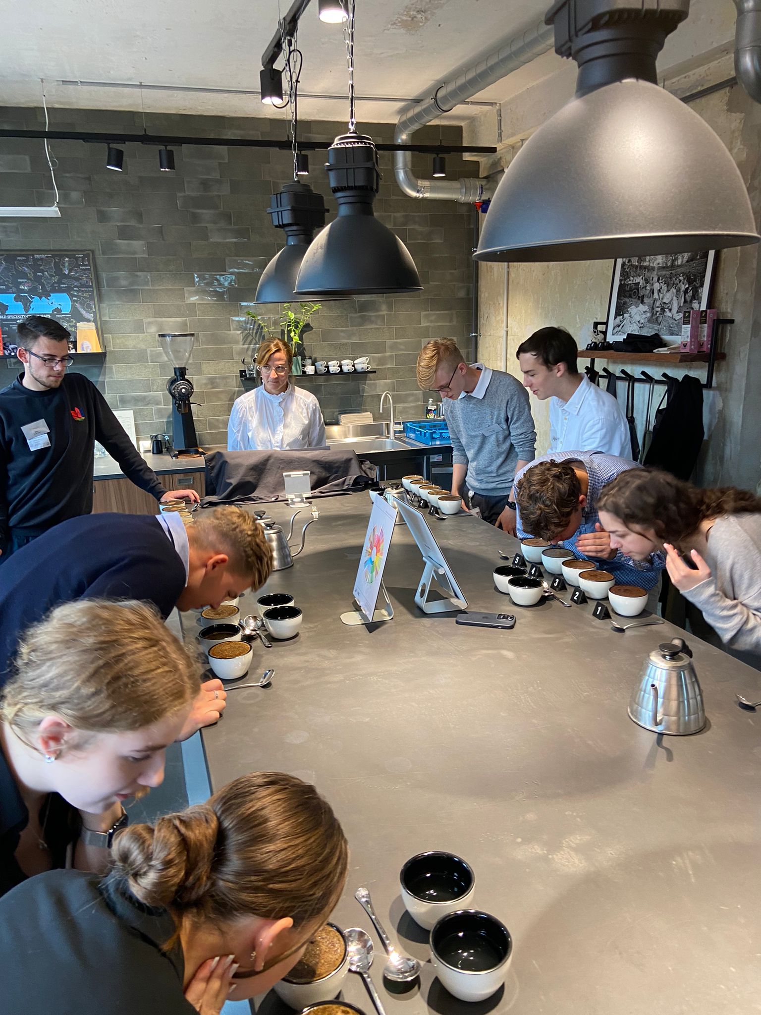 Welcome Azubi & Duali Newbies 2023 - Tchibo